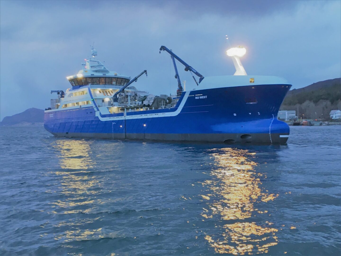 Ro West - Larsnes Mek