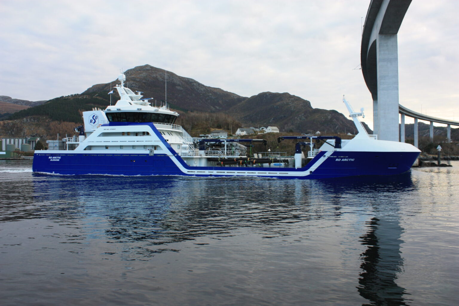 Ro Arctic - Larsnes Mek